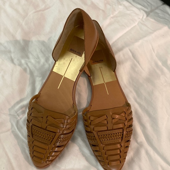 Dolce Vita | Shoes | Dolce Vita Lucilla Hurachas Tan Caramel Woven ...